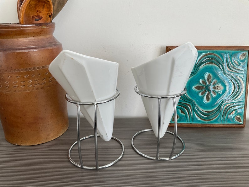 Ceramic Cones With Stand, Chip Bowls, Serviette Holders, White ...