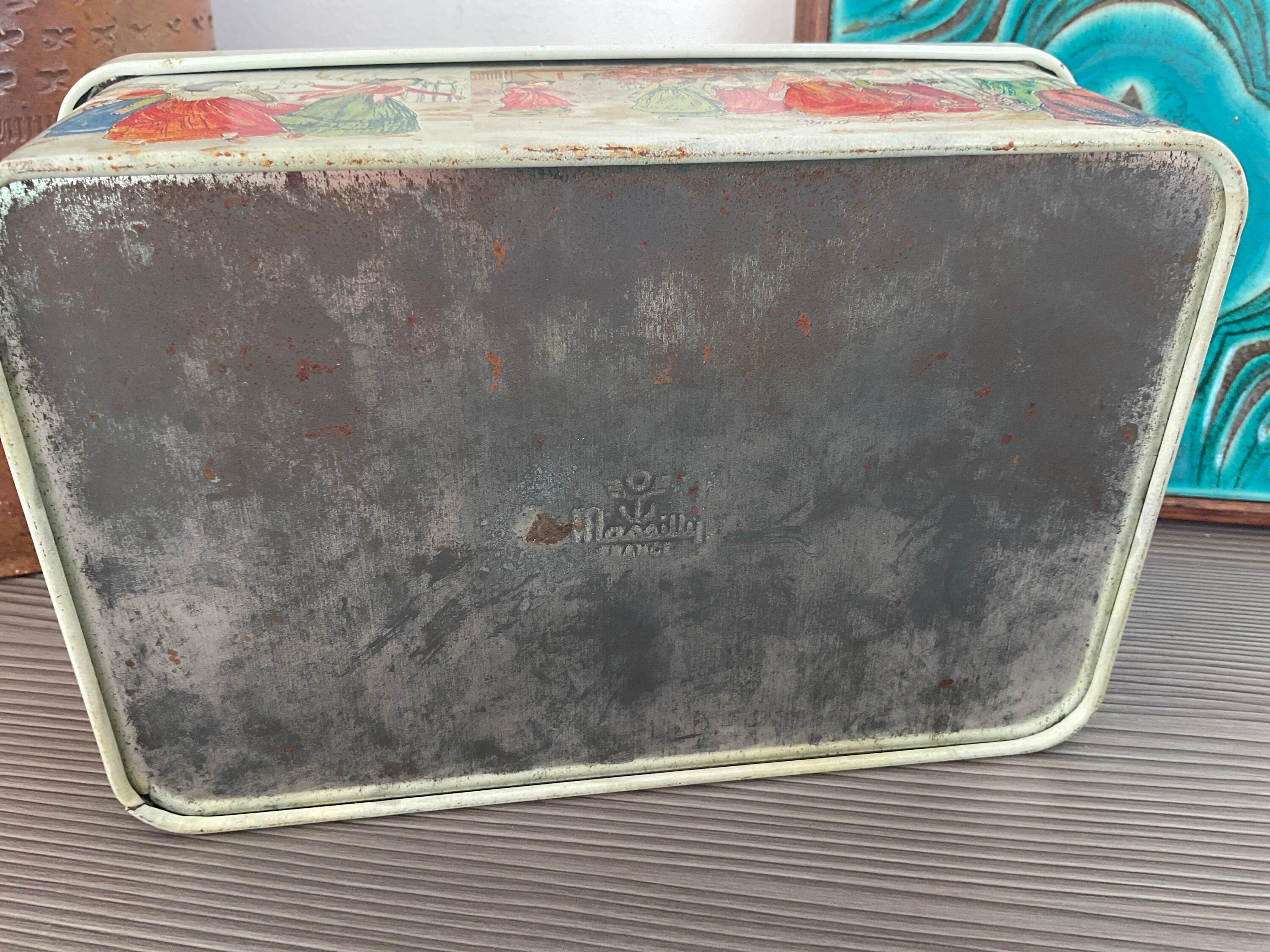 French Vintage MASSILLY Biscuit Tin, Collectable Cookie Tin - Etsy