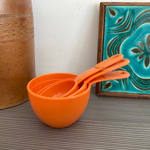 Vintage Kitchenaid Orange Melamine Measuring Cups: Retro Kitchen Set - Etsy