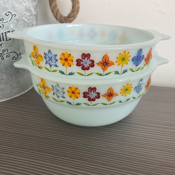 Vintage Pyrex Bowls - Etsy