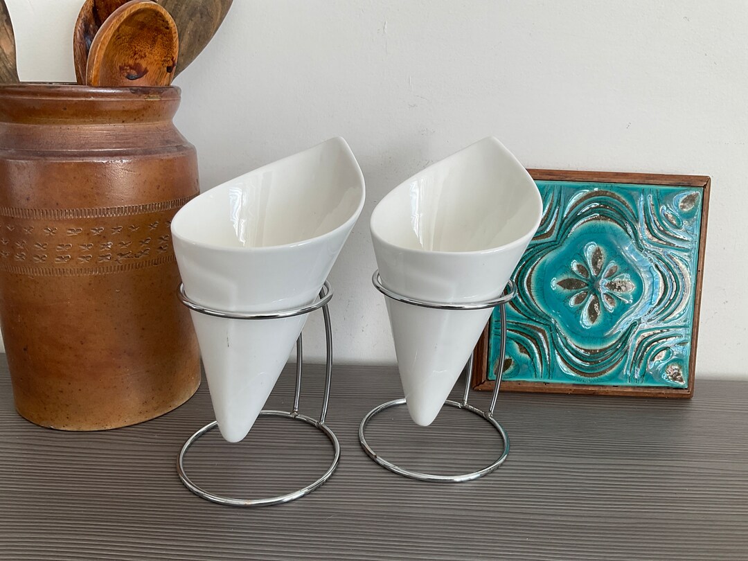 Ceramic Cones With Stand, Chip Bowls, Serviette Holders, White ...