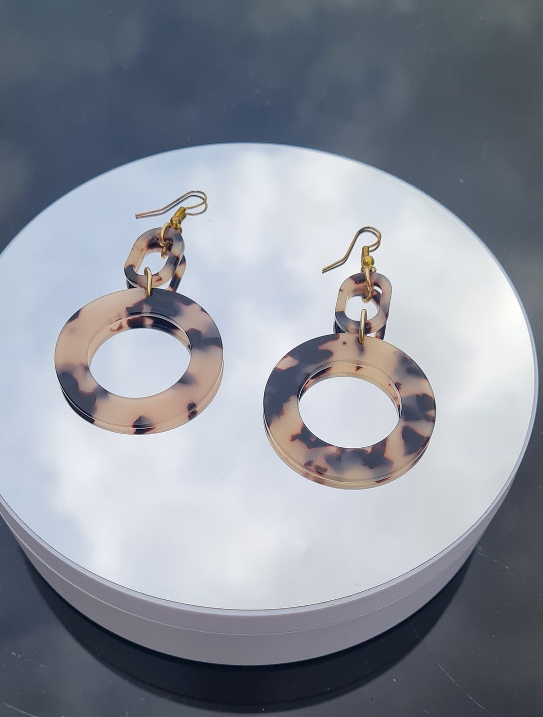 Large Hoop Tortoise Shell, 4cm Circle Big Hole With Smaller Oval Shape ...