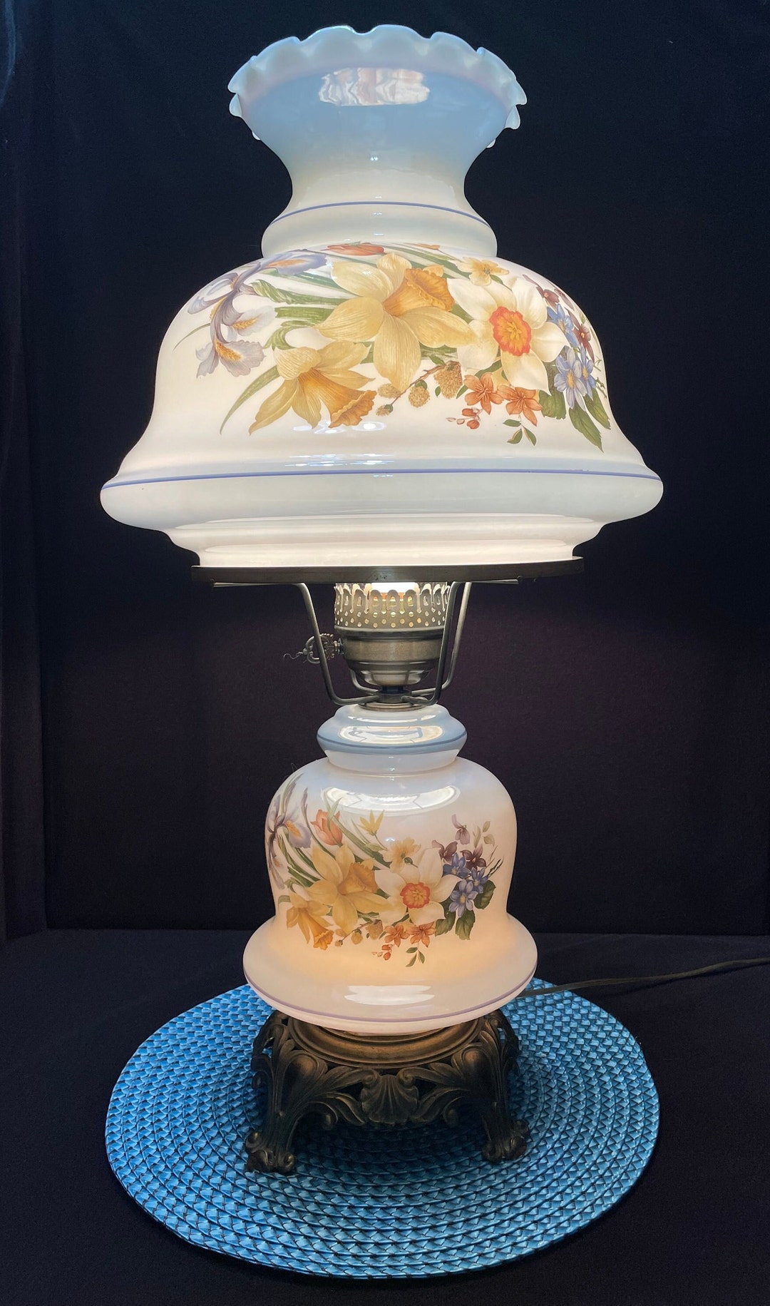 GWTW Inspired Floral Double Light Lamp - Elegant Home Décor Milk Glass ...