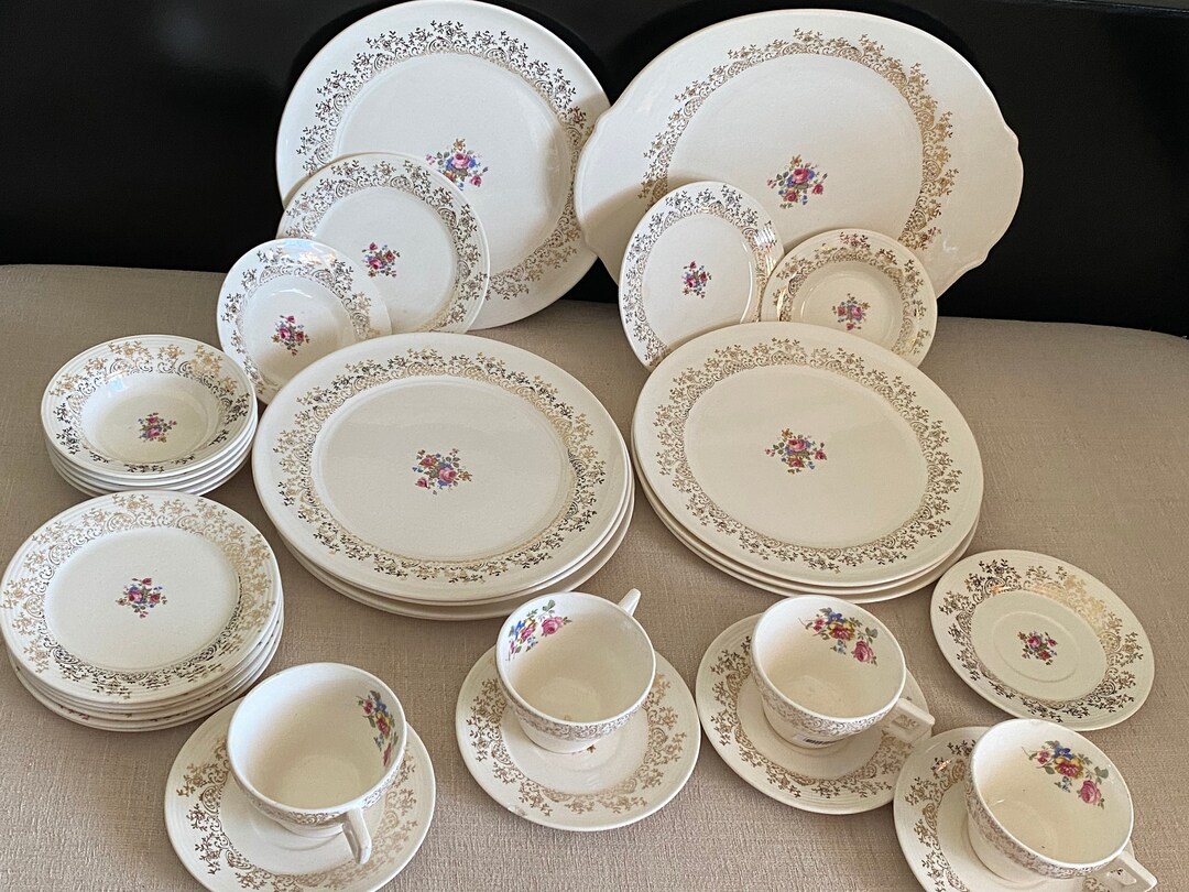 Vintage Set 33 Pc English Rose Warranted 22 K Gold. Dinnerware Set - Etsy