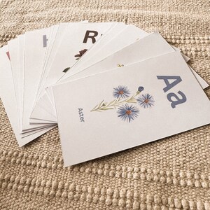 Printable Flower Alphabet Flashcards - Educational Floral Learning ...