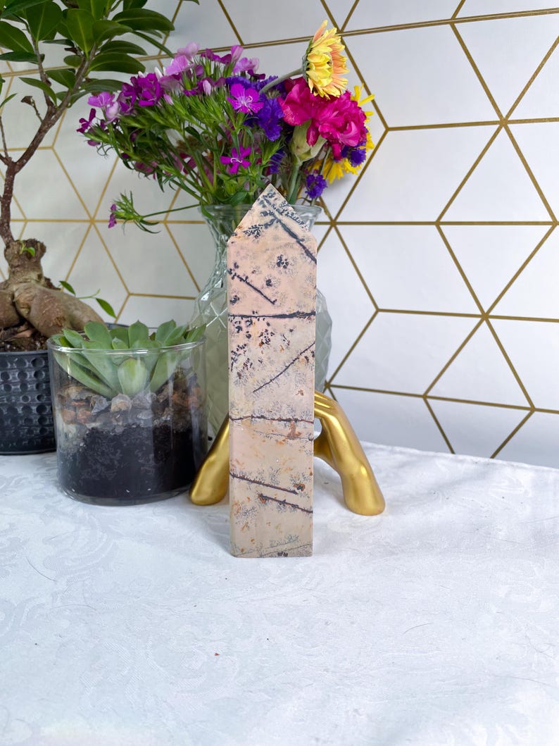 Impresionante Torre de Jaspe con Imagen – Cristal Curativo Exacto ...