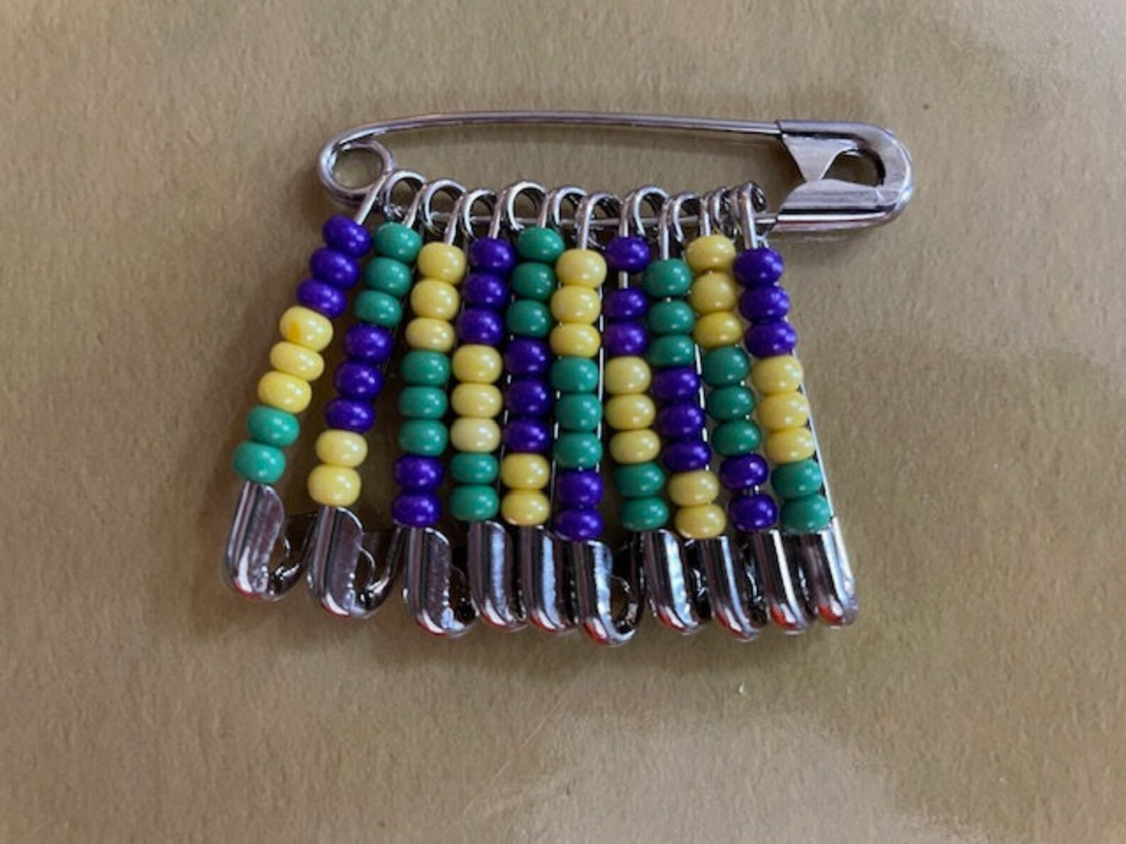 10 Friendship Pins (set 165) - Seed Beads/safety Pins - 80's, Gen X ...
