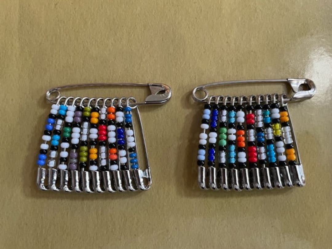 20 Friendship Pins set 69 Seed Beads/safety Pins 80's, Gen X, Retro ...