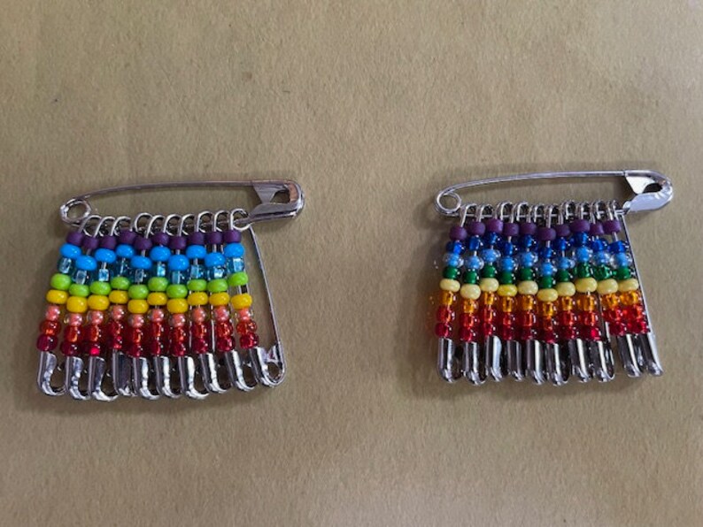 20 Friendship Pins set 140 Seed Beads/safety Pins 80's, Gen X, Retro ...