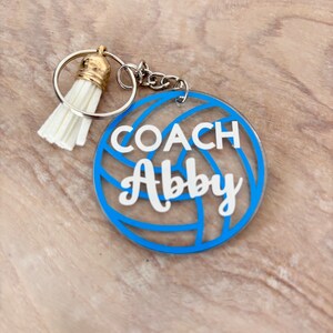 Netball Coach Gift / Personalised Netball Coach Keyring / Keychain / Sports Gift Idea / Netball ...