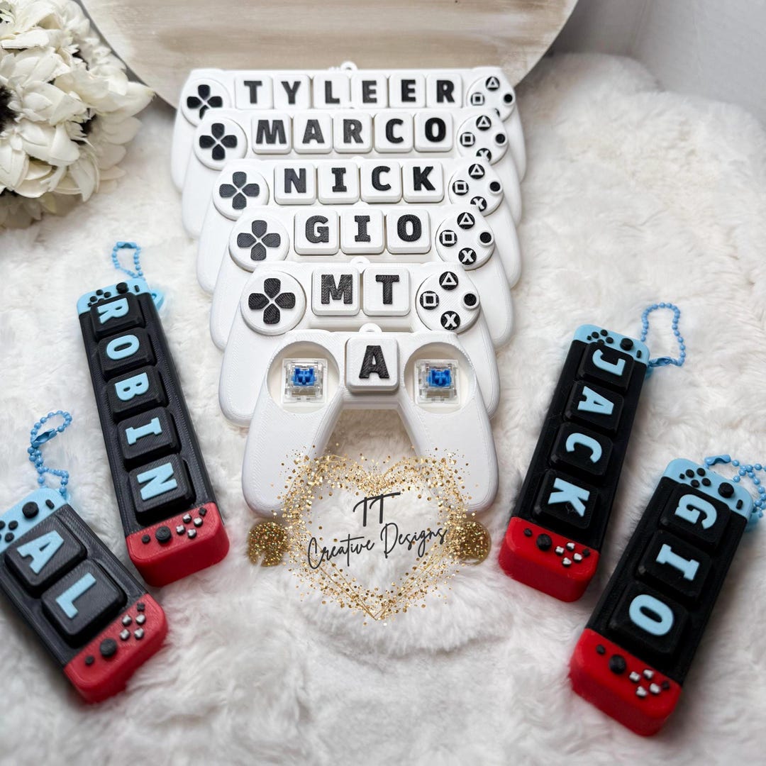 Fidget Cliclers Personalized PS4 and Nintendo Switch. KEYCHAIN, Bag ...
