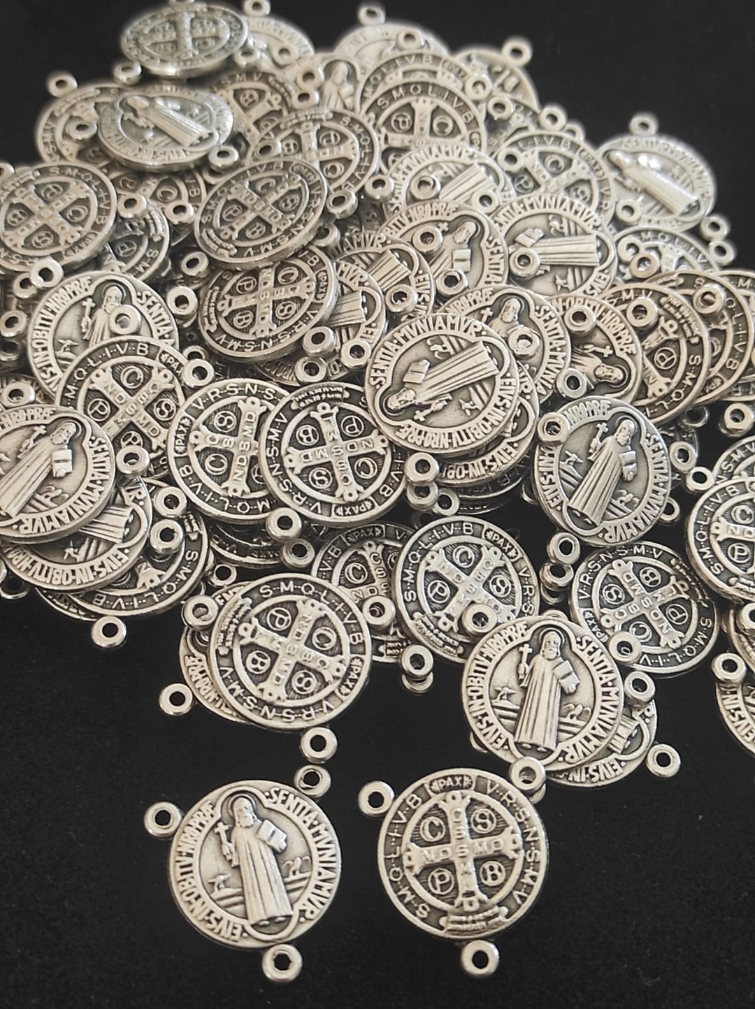 Center Rosary Wholesale Saint ST BENEDICT MEDALS Wholesale 10, 20, 30 ...