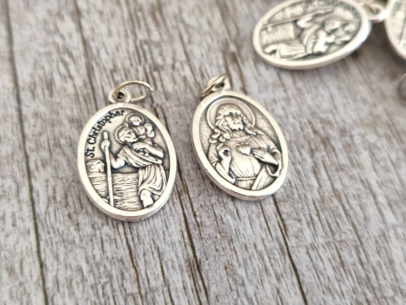St Christopher Medals Patron Travellers Medals Box 10, 20, 50 , 100 Pcs ...