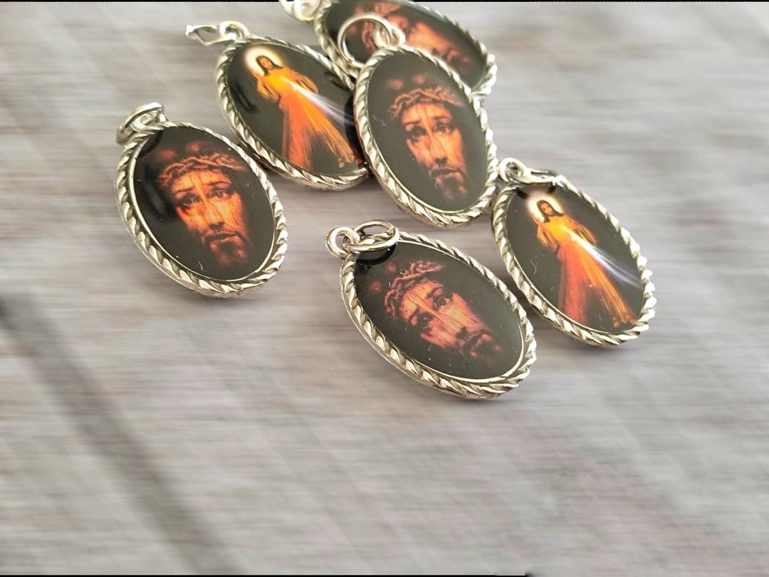 Holy Face Medals Precious Holy Face Jesus Merciful Jesus 5 Pcs - Etsy