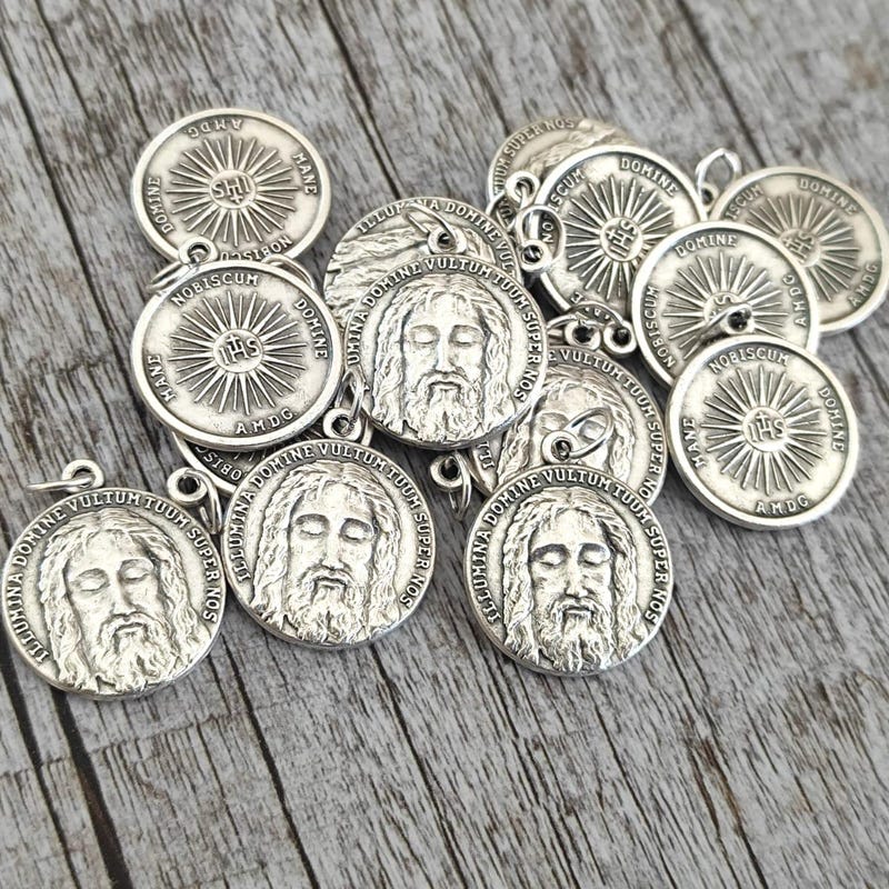 Holy Face Medal - Etsy