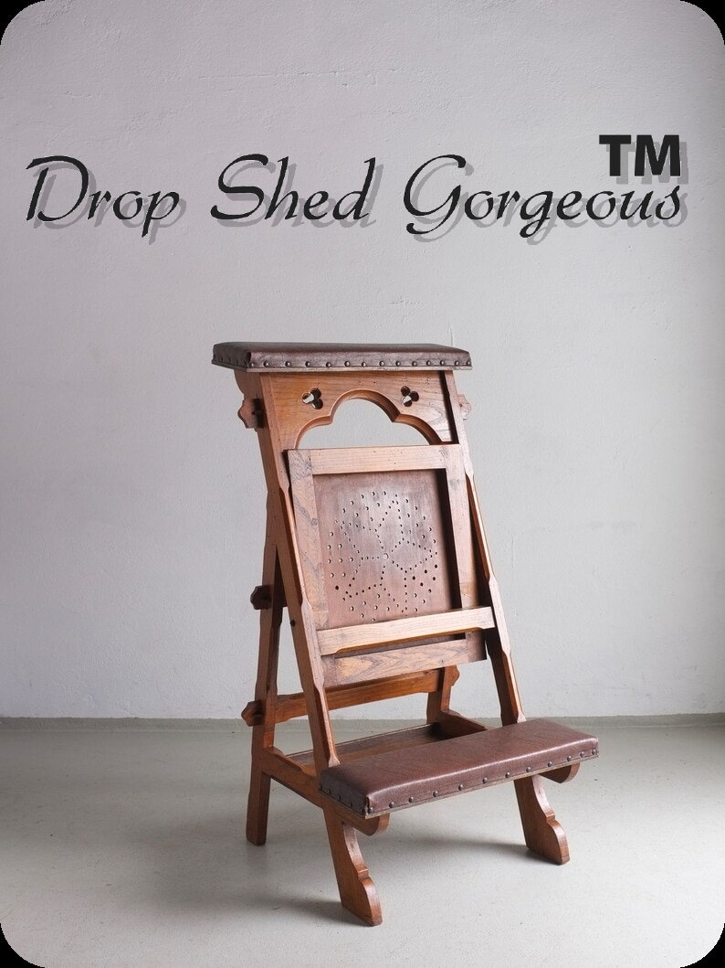 Vintage Carved Wood Prayer Chair With a Folding Seat, and Kneeler - Etsy