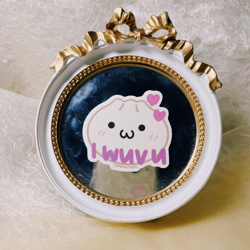 Wuv - Etsy