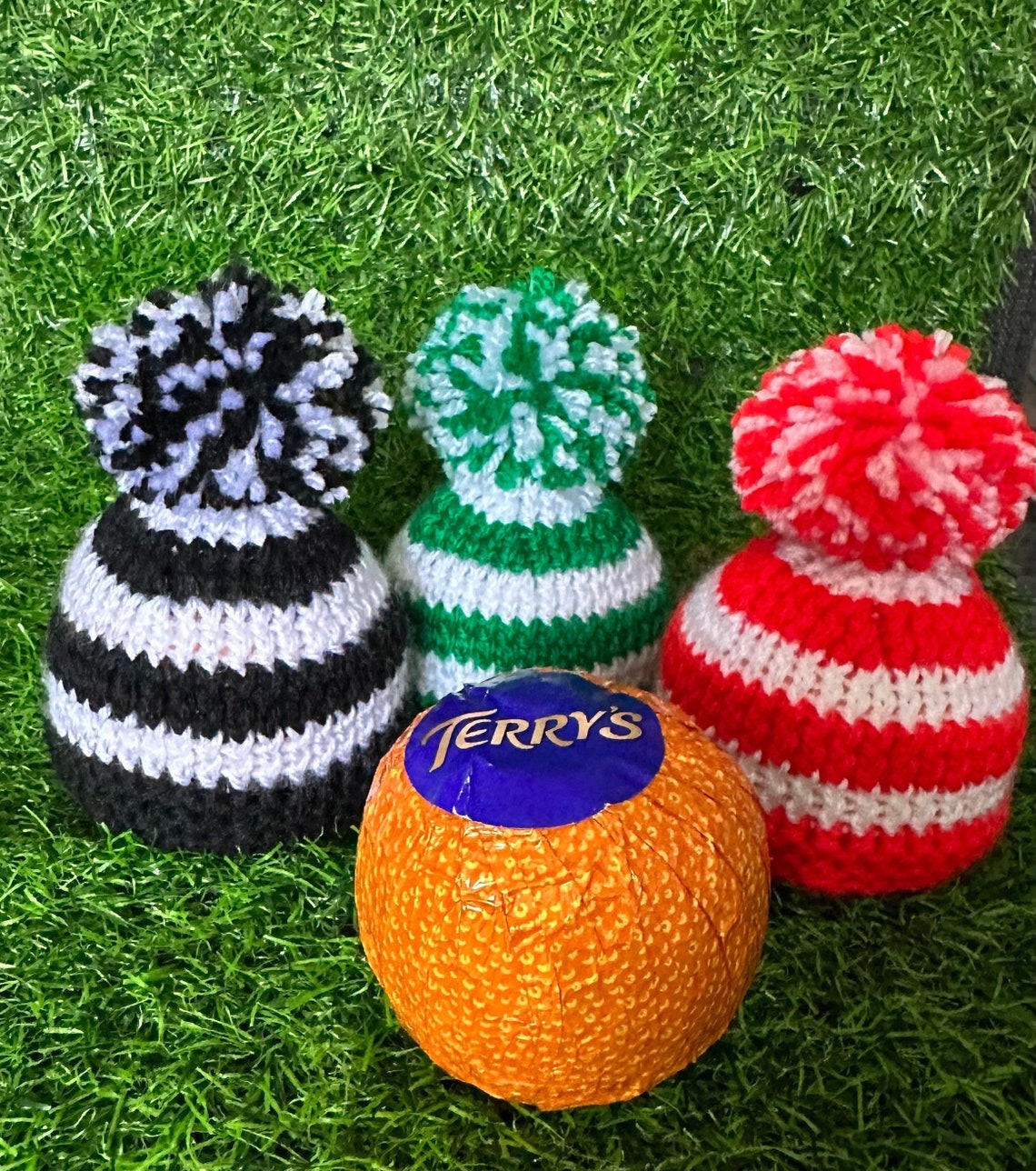 Chocolate Cover Stripey Hat Chocolate Orange Gifts Bath Bomb Covers ...