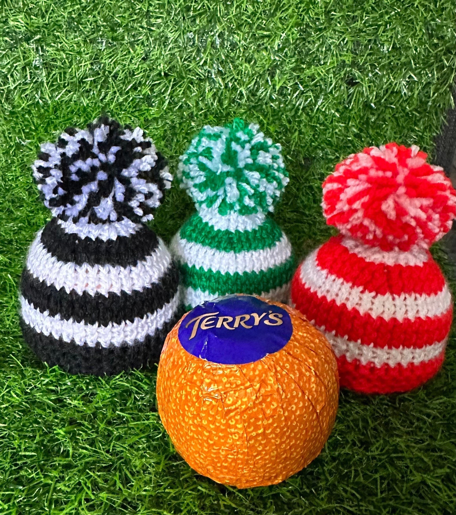 Chocolate Cover Stripey Hat Chocolate Orange Gifts Bath Bomb Covers ...