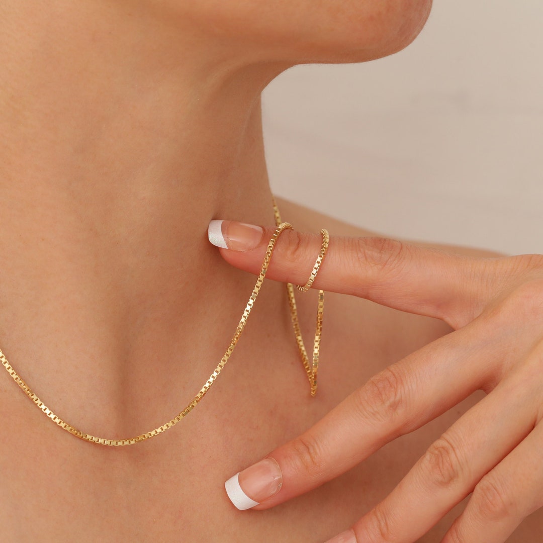Minimalist Cube Chain Necklace – Dainty Geometric Gold Necklace ...