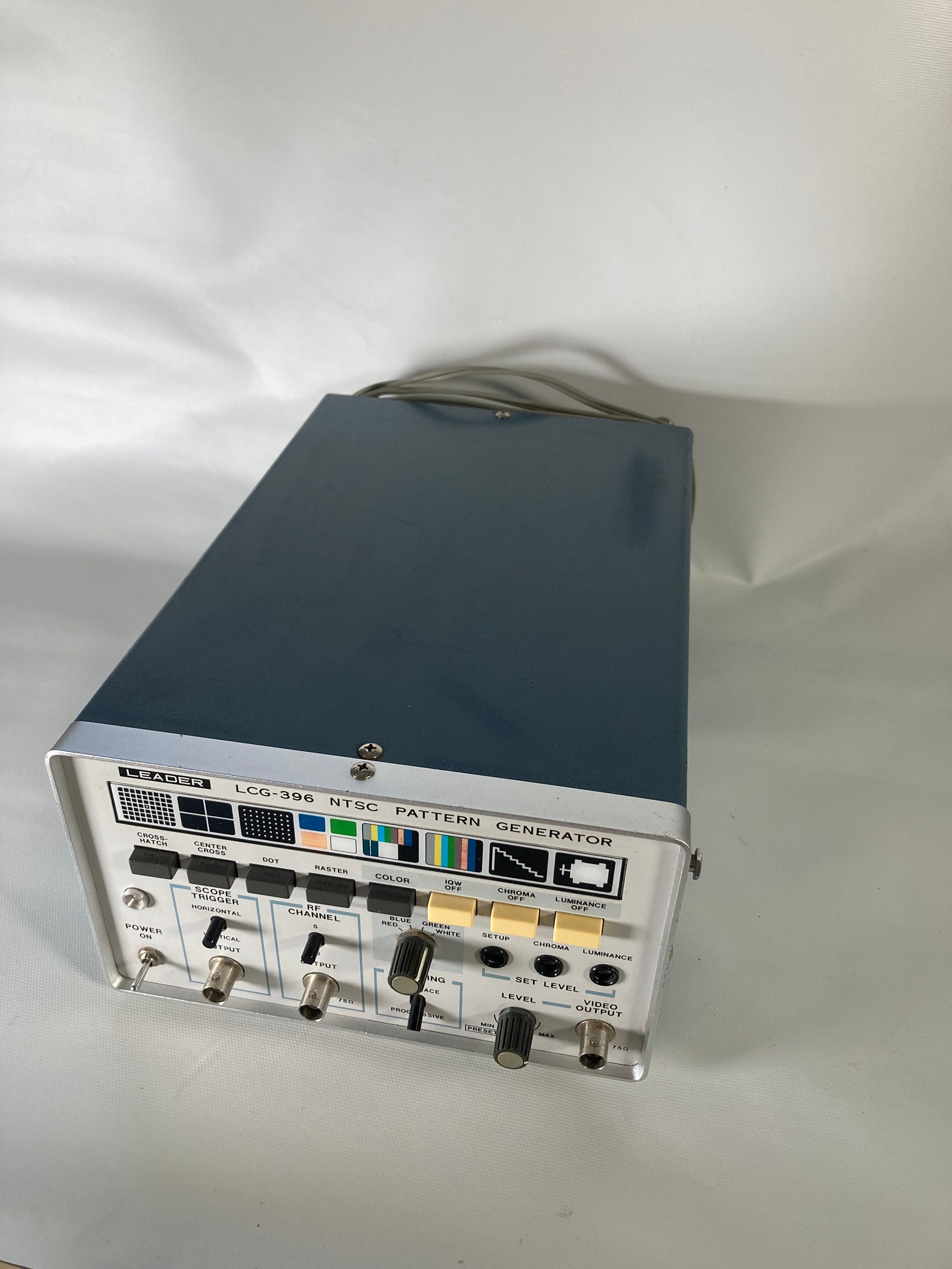 LEADER LCG-396 NTSC Pattern Generator - Etsy