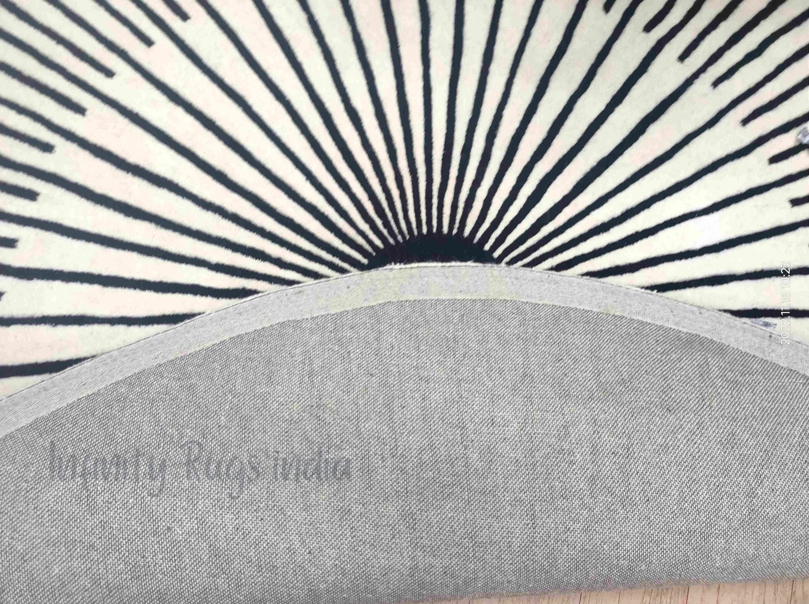 Round Rug, Abstract Round Carpet, White Round Rug Tufted Wool Circle ...