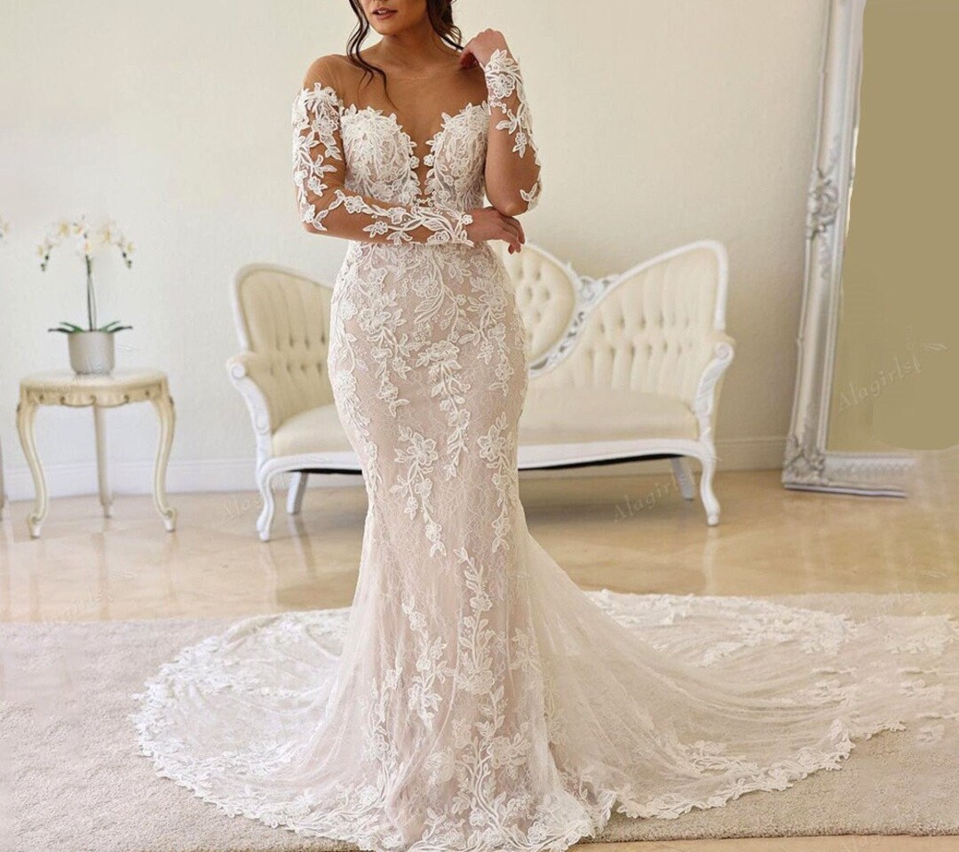 Gorgeous Ivory Mermaid Wedding Gown With Long Train, Black Lace ...