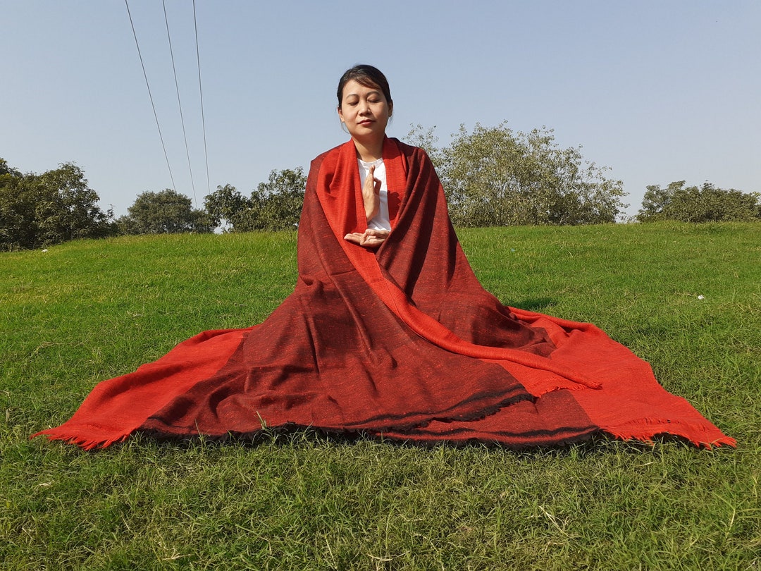 Budha Handwoven Burgundy Red Buddhist Monk Pure Himalayan Angora Wool ...