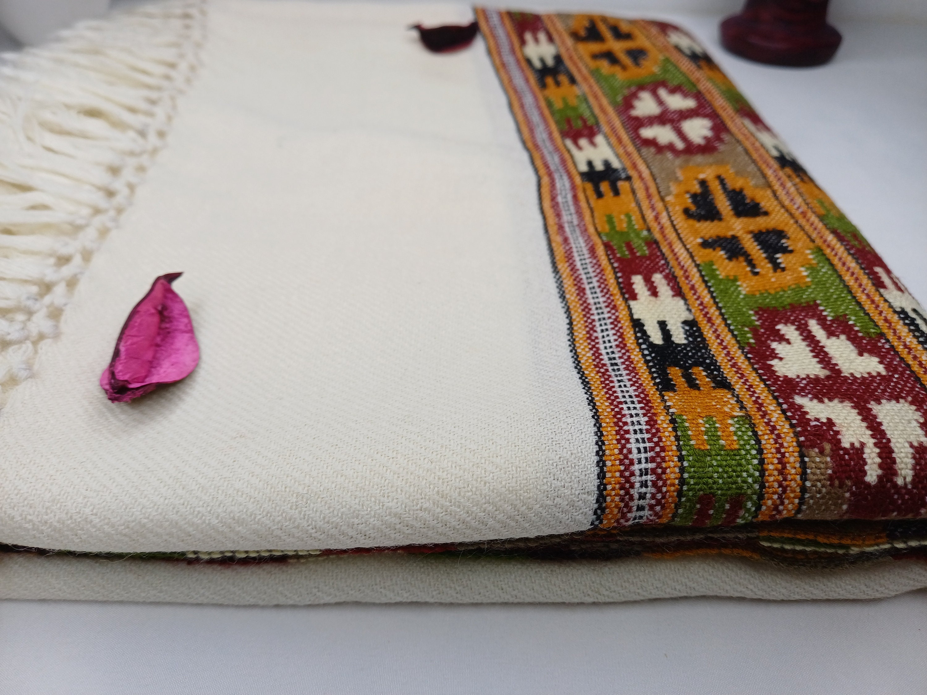 Handwoven White Pure Himalayan Sheep Wool Meditation Shawl,himalayan ...