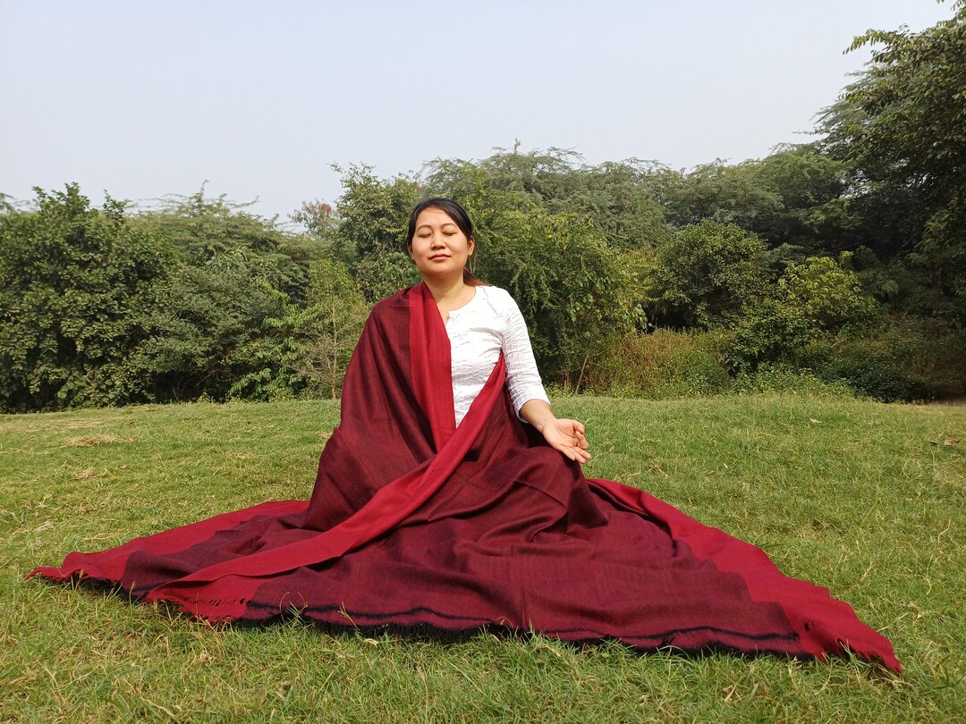 Budha Handwoven Burgundy Red Buddhist Monk Pure Himalayan Angora Wool ...