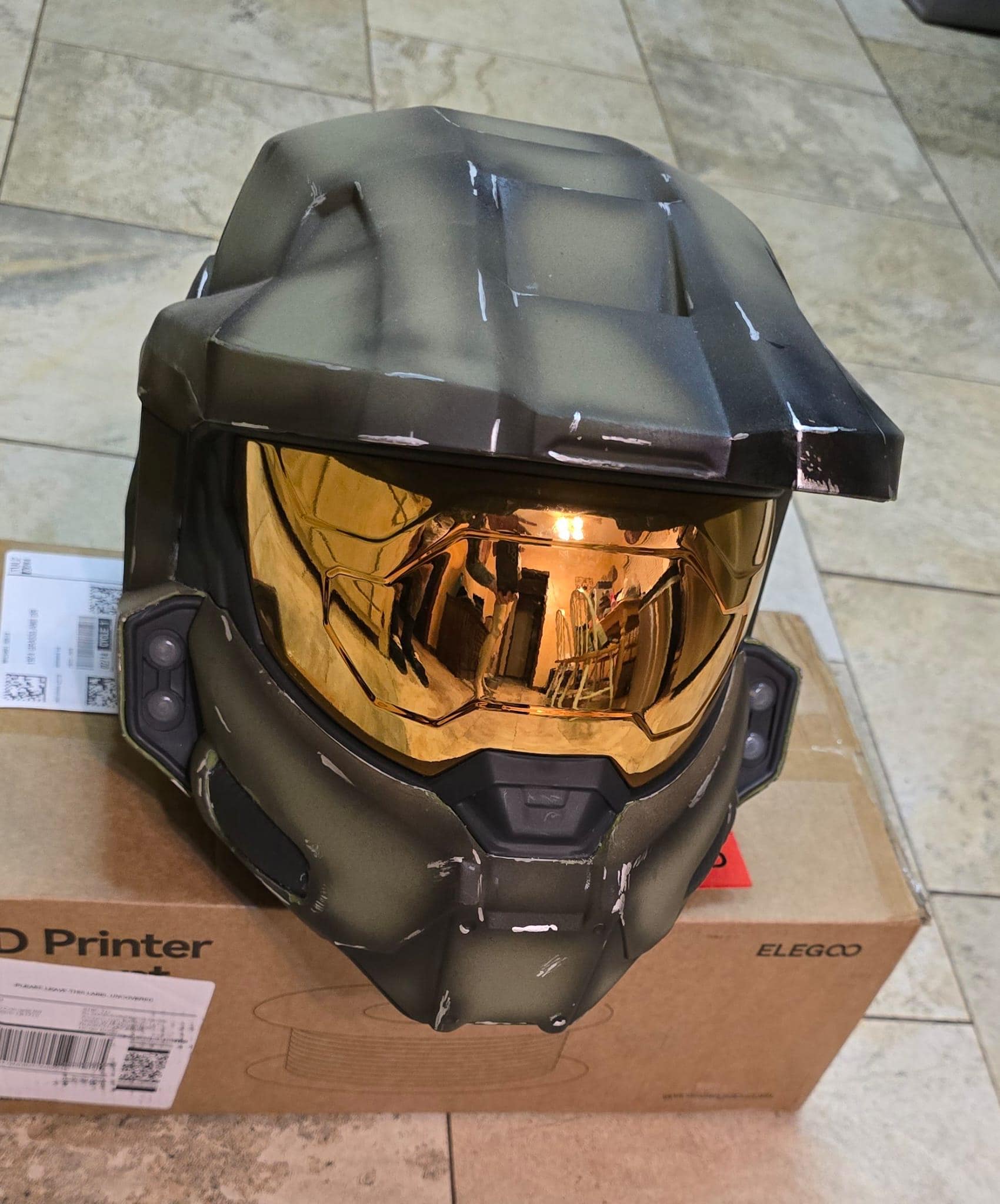 HALO Master Chief Deluxe Helmet - LED Lights on Each Side - Battle ...