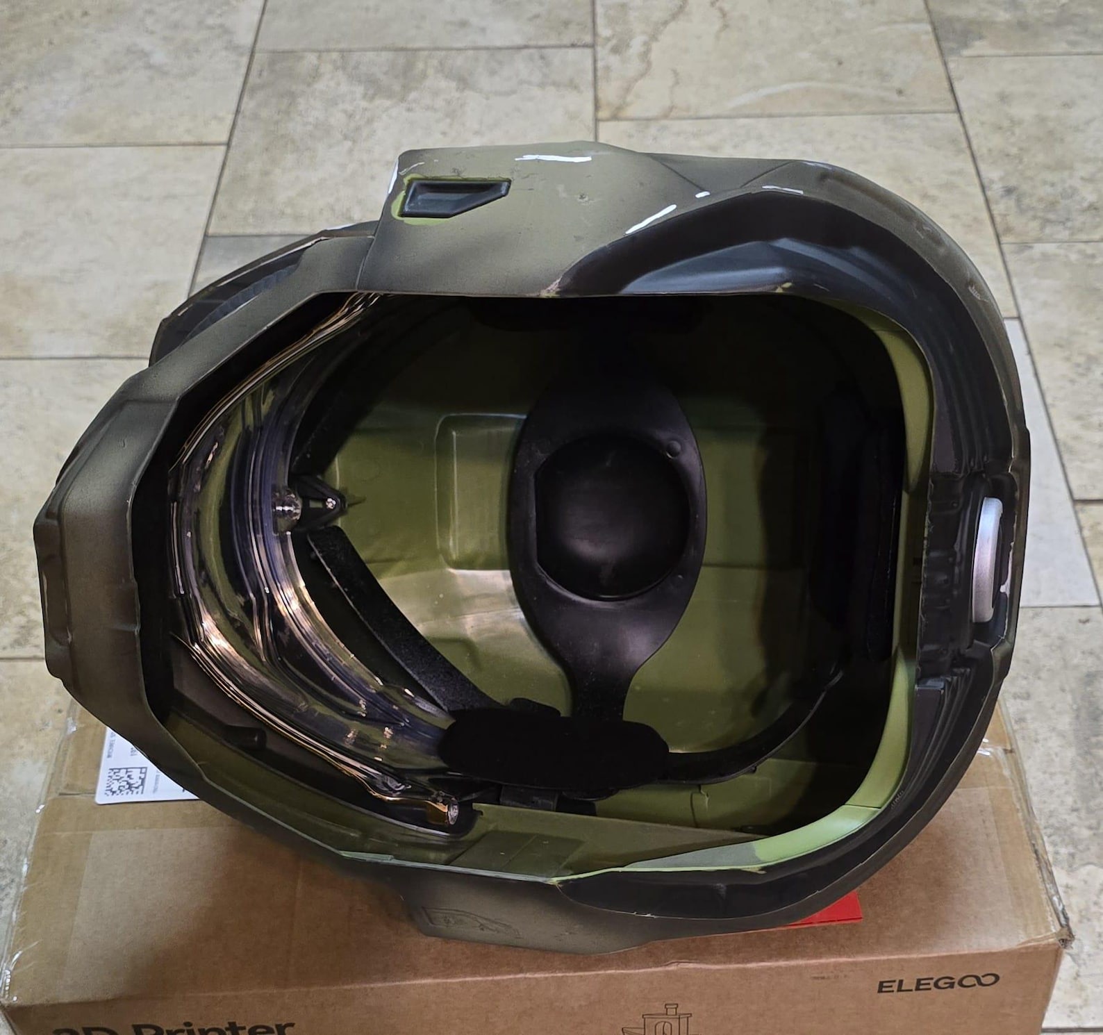HALO Master Chief Deluxe Helmet - LED Lights on Each Side - Battle ...