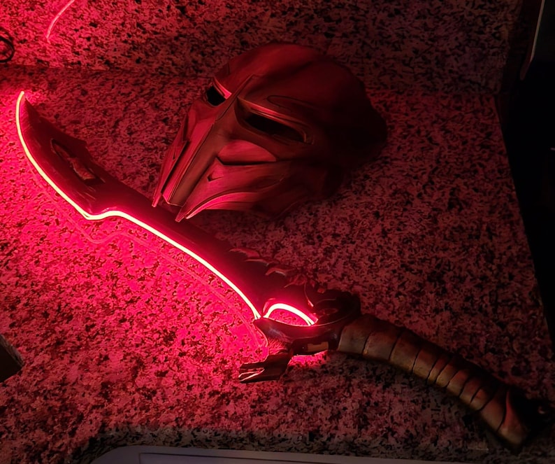 BADLANDS Dek Predator Sword With Led Lights - High Quality 3D Printed ...