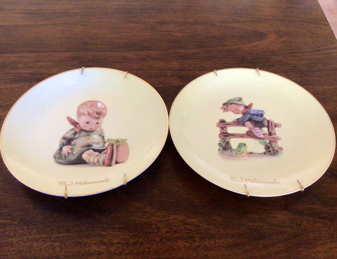 Set of Collectable M.J. Hummel Plate, Set of 2 Porcelain Vintage Plates ...