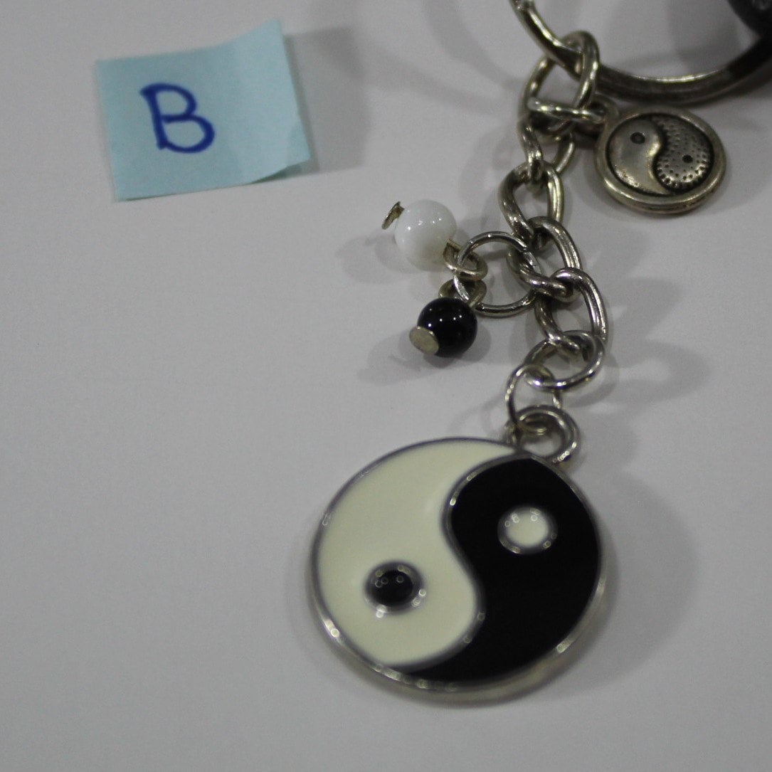 Ying Yang Keychain - Etsy