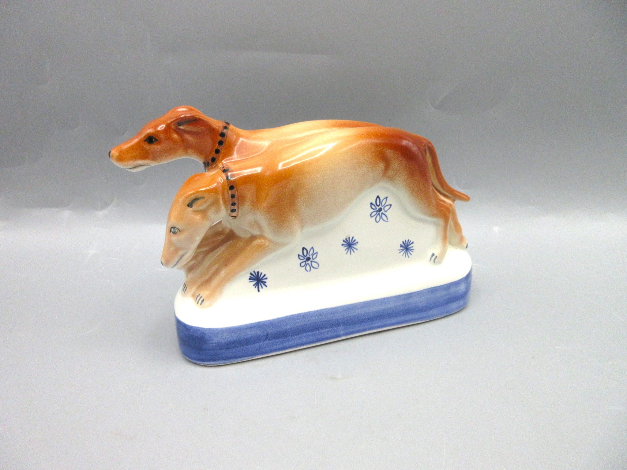 VTG Rye Pottery Chaucer Hounds Racing Greyhound Dogs - Etsy