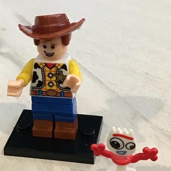 Custom Legos Minifigure Keychain - Etsy