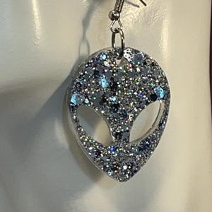 Alien Head Resin Earrings Holographic Silver Alien Head Hypoallergenic ...