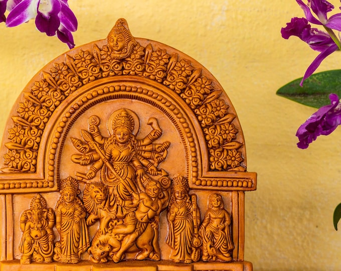 Mahishasura Mardini Maa Durga Statue With Family - Durga Wall Hanging ...