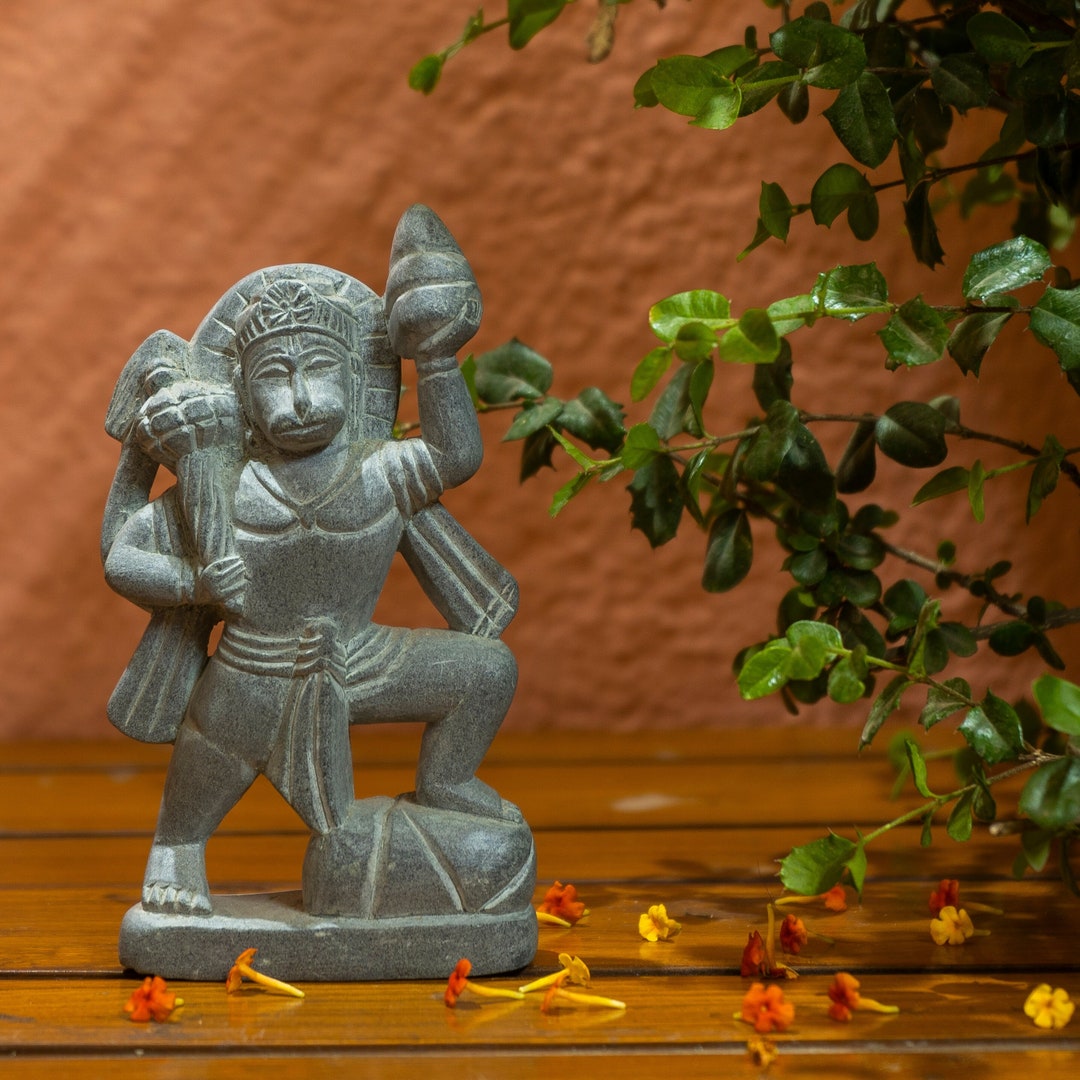 Black Hanuman Statua Hand Sculpted Monolithic Stone Sculpture of Hindu ...