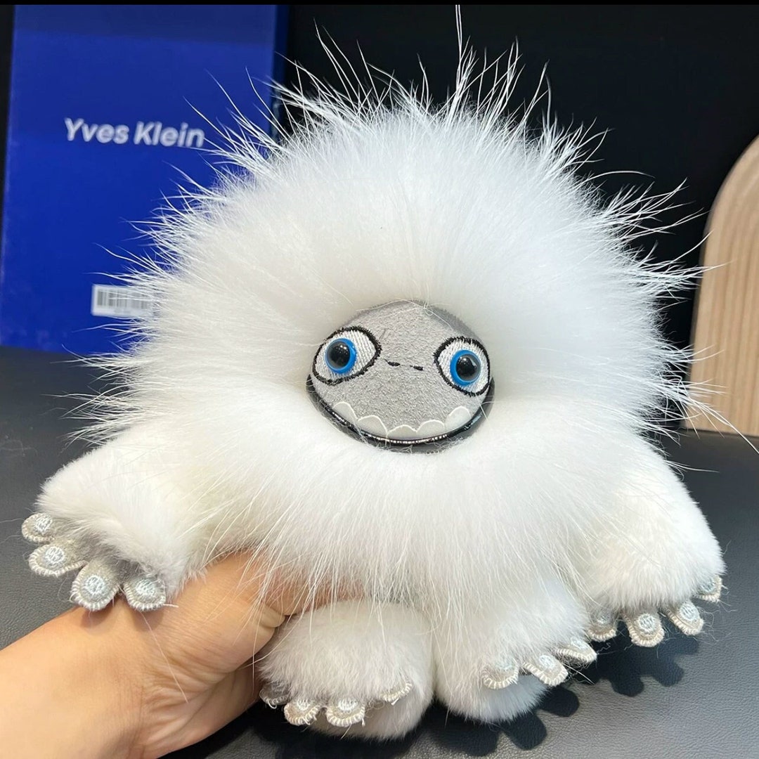 Limited Real Fur and Leather Dreamworks Abominable Everest De Yonge ...