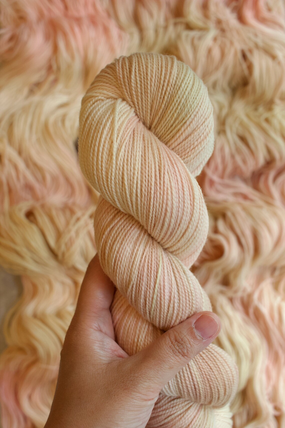 PEONY PEACH / Naturally Dyed Yarn / 100% Non-superwash Merino - Etsy