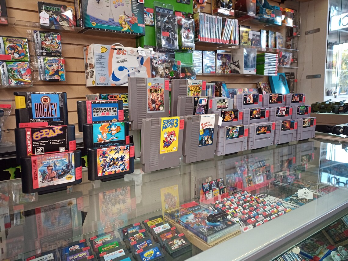 STÅ Modern Universal Retro Game Stand 8 Pack // Displays 24 Games ...