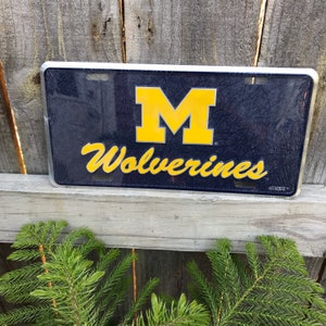 U of M Wolverines Sign University of Michigan Wolverines Signs Dorm ...