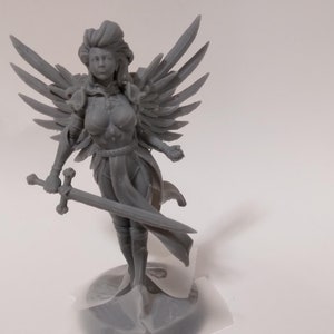 Aasimar Paladin Miniature - Etsy