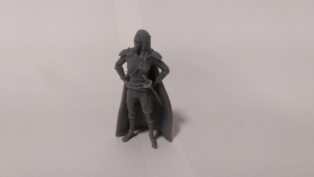 Female Bandit Leader Miniature - Etsy