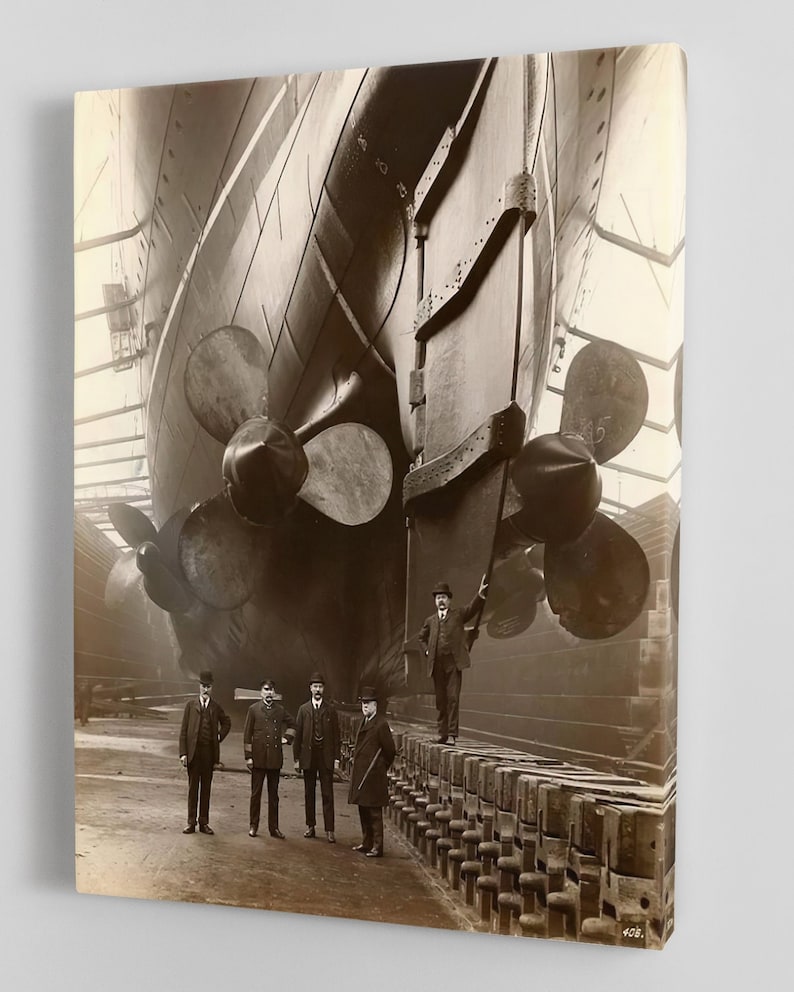 The Lusitania Propeller, Amazing 1912 Dry Dock Meritime Maiden Voyage ...