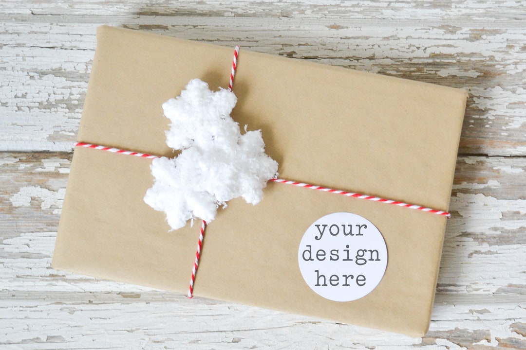 Gift Tag Sticker Mockup | Christmas Holiday Gift Sticker Mockup | Round ...