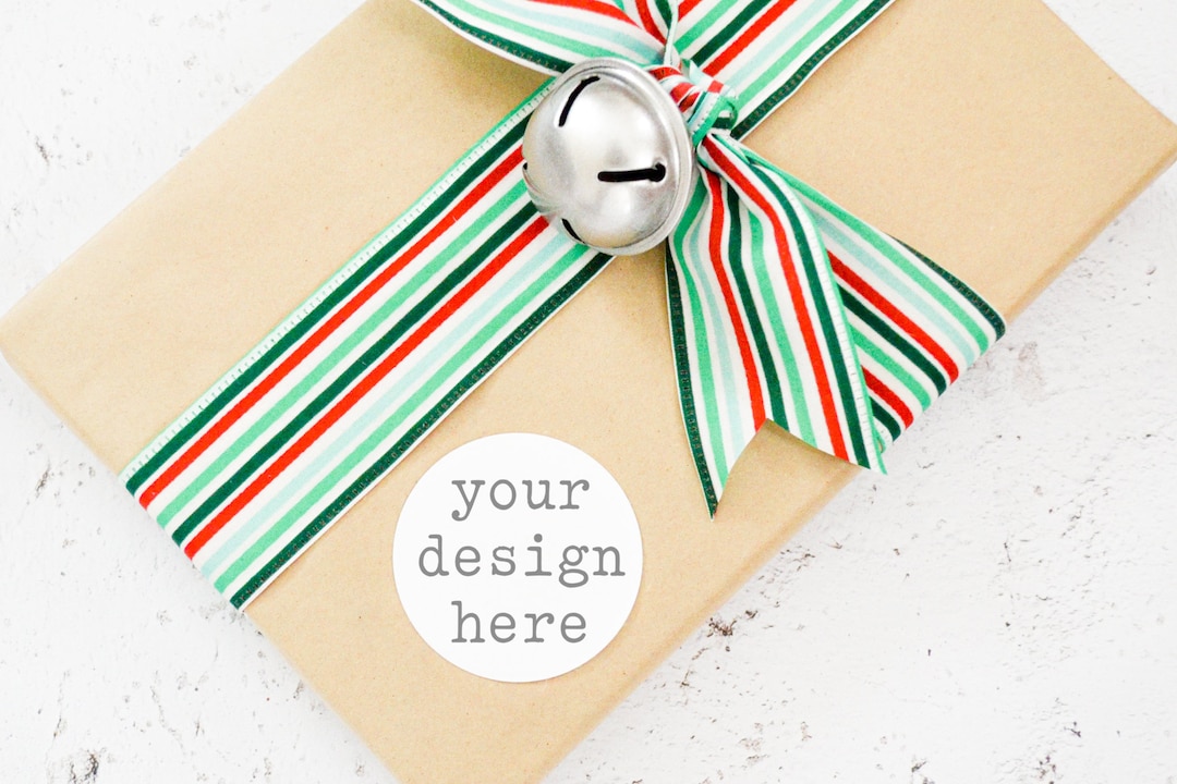 Round Sticker Mockup | Gift Tag Sticker Mockup | Christmas Holiday Gift ...