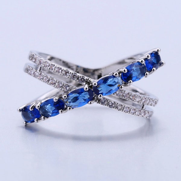 Royal Blue and Silver Wedding Rings - Etsy